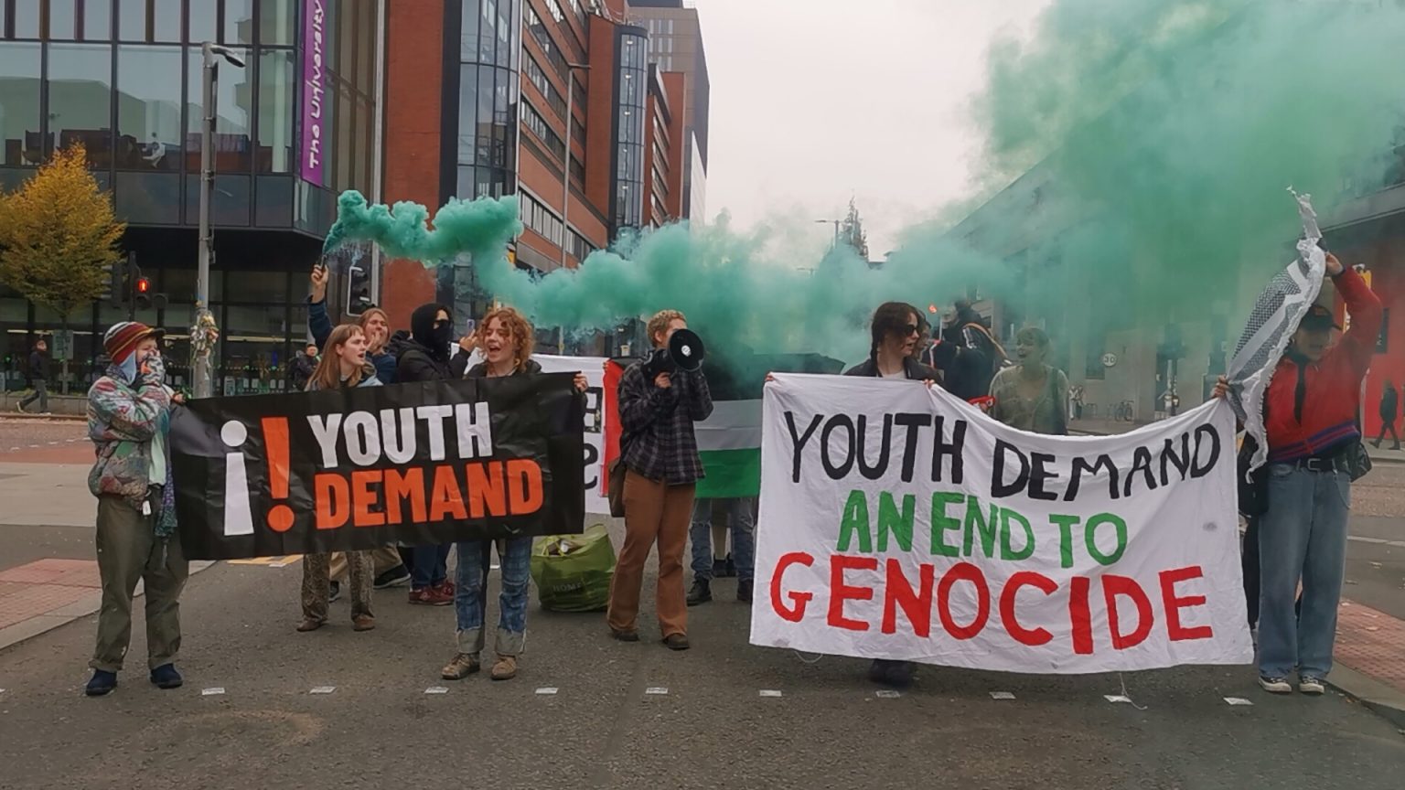 Youth Demand Supporters block Manchester's roads to demand Israel arms ...